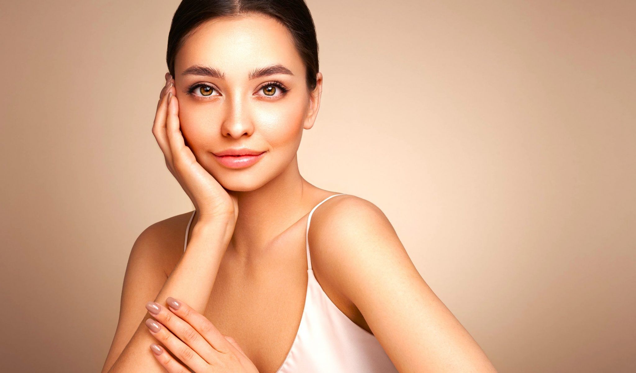 Dihydroxyacetone (DHA) for Skin Care & Tanning Explained